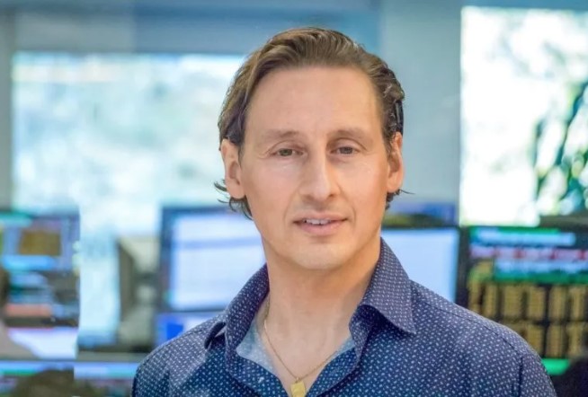 Μάικλ Βράνος: Από το στοίχημα της Attica, στη χρυσή συνταγή των ’90ς ...