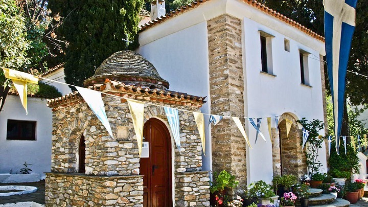 Τα υπέροχα και ιστορικά μοναστήρια της Σκιάθου - Anamniseis