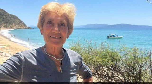 Αναστασία Γερολυμάτου, η 85χρονη «surfer της Κεφαλλονιάς» - Anamniseis